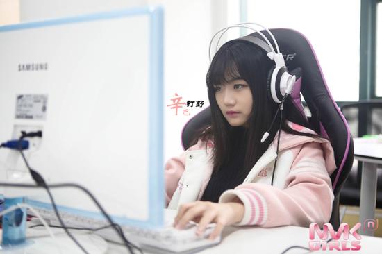 女子战队清风徐来 游戏电竞看她们了_电子竞技-国内_新浪游戏_新浪网