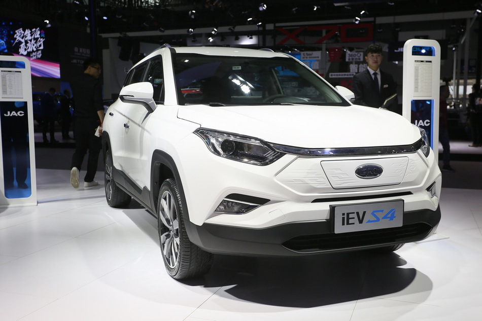 综合续航420km 江淮iEVS4将于16日上市-新浪汽车