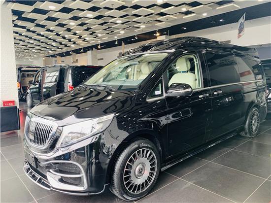 2020款奔驰V260顶级豪华车的称号36万起