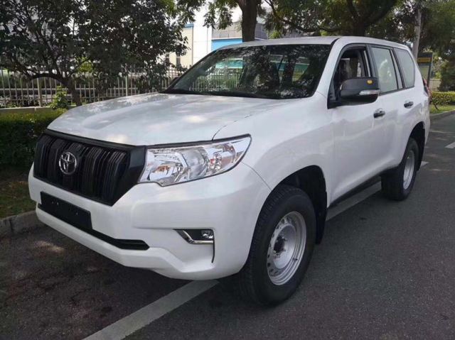 19款丰田霸道2800柴油现车冰点价格-新浪汽车