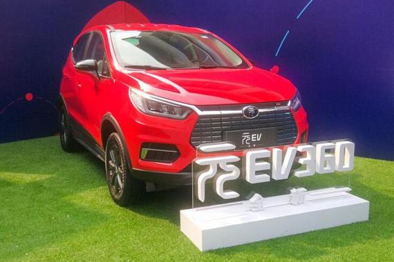 比亚迪新款元EV360上市 补贴后10.58万起-新浪汽车