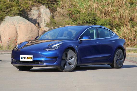 30万买豪华智能电动车，ES6、Model3和天际ME7怎么选？-新浪汽车