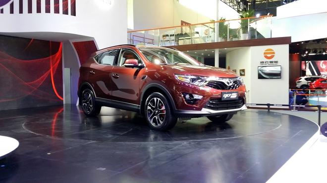 2016北京车展东南DX7 2.0T运动版正式发布-新浪汽车
