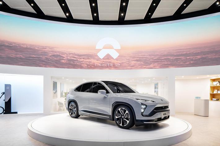 2020成都车展：蔚来EC6正式上市 补贴前售价36.8-52.6万元-新浪汽车