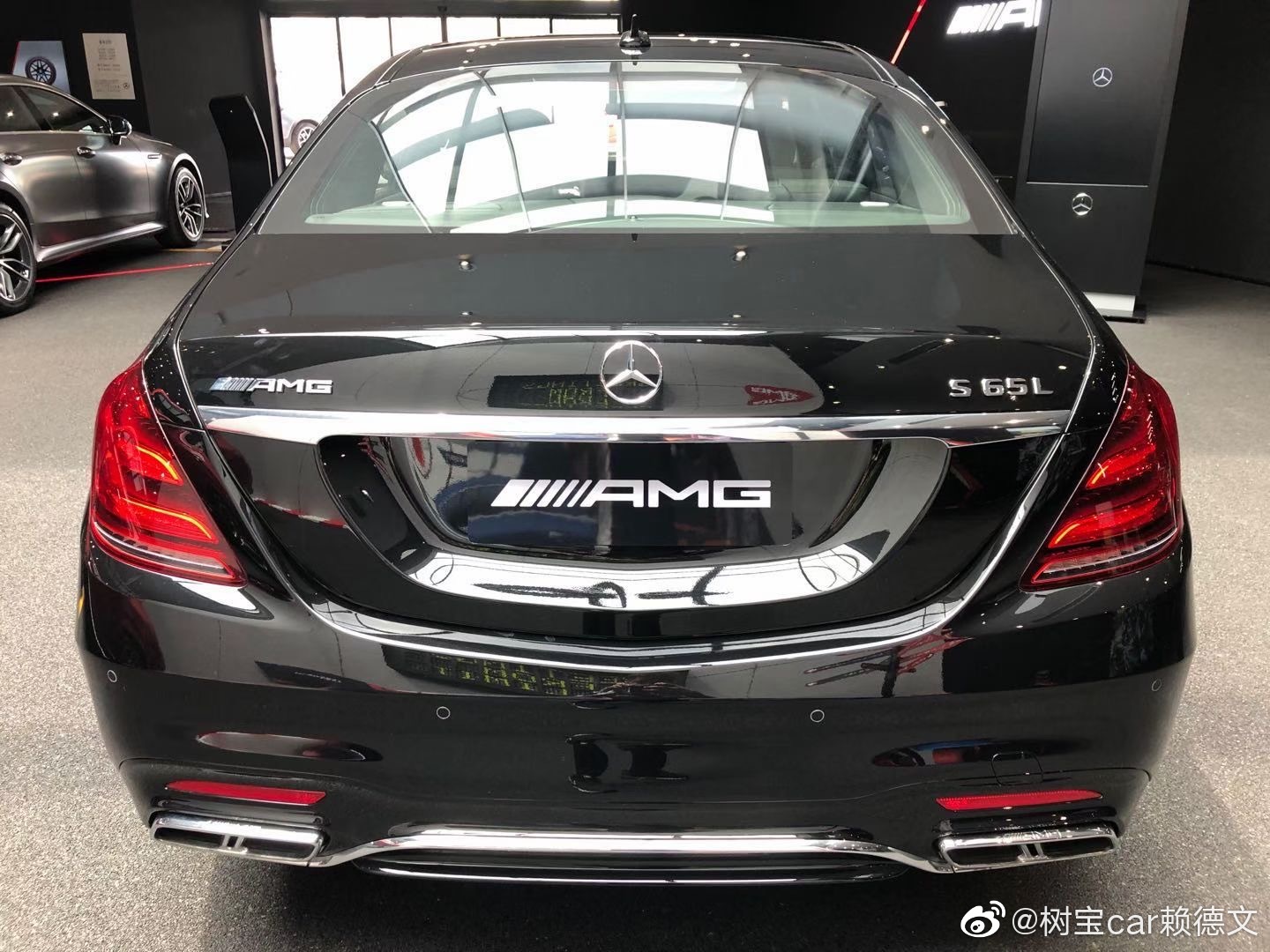 奔驰S65L AMG 白棕，黑黑，国6。-新浪汽车