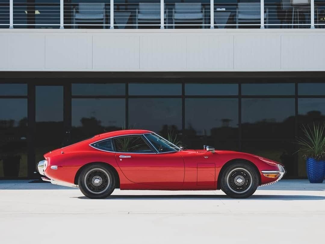 有史以来最美的丰田，TOYOTA 2000GT！-新浪汽车