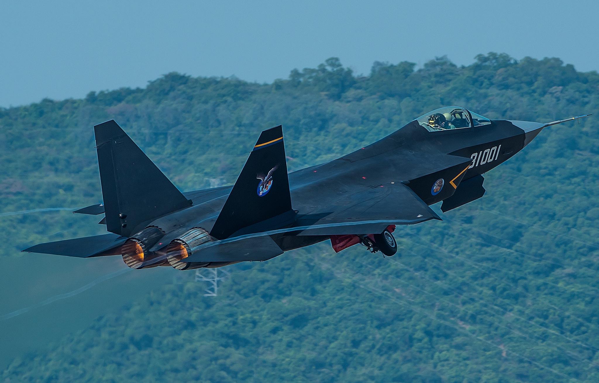 重要讯息透露，我国新型先进中推进度已超预期，FC-31或在憋大招