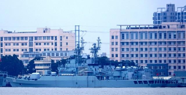 3艘053H3型护卫舰集体现身，521嘉兴舰在列，表明并未出售|护卫舰|红旗|嘉兴_新浪新闻