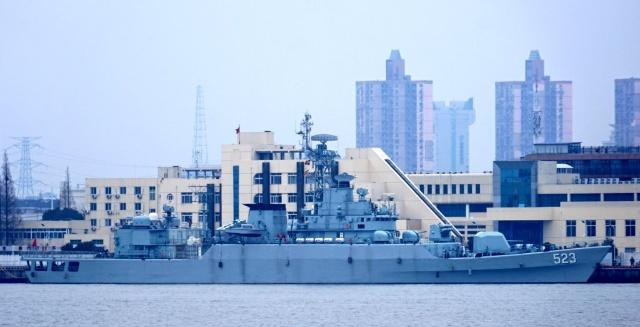 3艘053H3型护卫舰集体现身，521嘉兴舰在列，表明并未出售|护卫舰|红旗|嘉兴_新浪新闻