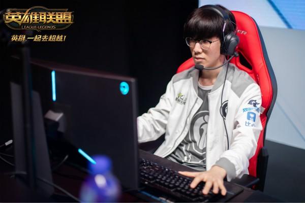 LOL：关键战BLG三军用命，iG与EDG强强对话