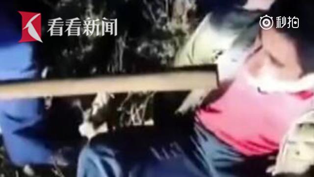 【兽父性侵亲闺女 孩子叔叔气得拿棍打得他直嚎叫】土耳其一名35名的父亲性性侵土耳其嚎叫新浪新闻