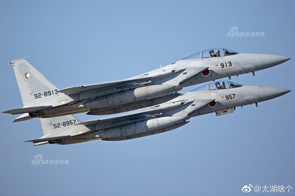 日本F15J战斗机与美国B1B轰炸机在亚太进行联合训练|联合训练|轰炸机|战斗机_新浪军事_新浪网