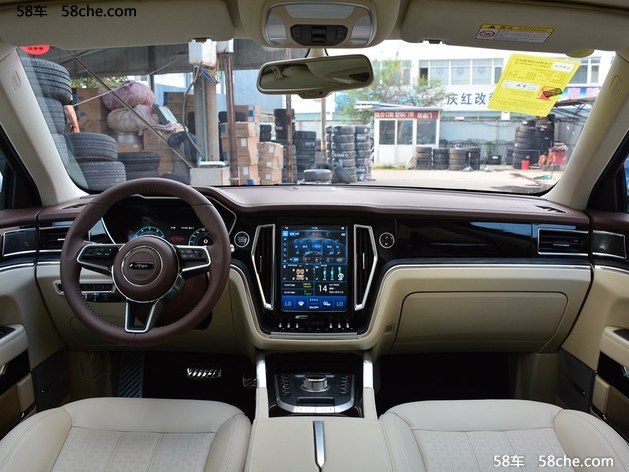 众泰T700 2.0T车型配8AT 12月正式上市-新浪汽车