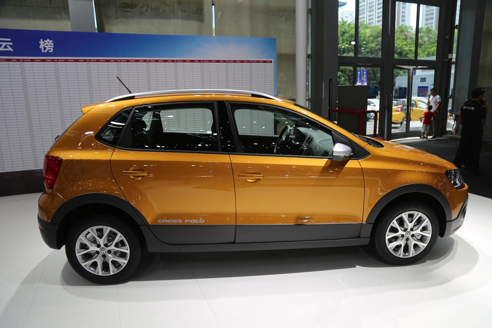上汽大众Cross Polo，12万级别精品座驾，车展实拍！