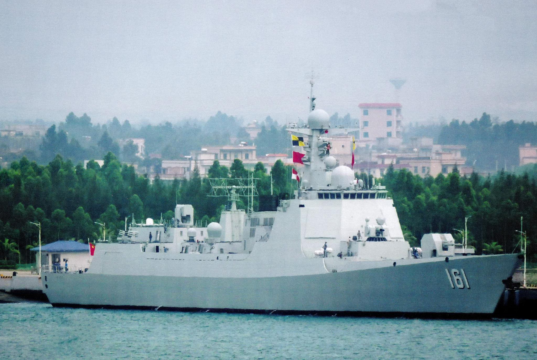 我海军又一艘新052D驱逐舰公开亮相 未来家族阵容不小啊|驱逐舰|海军|南海舰队_新浪新闻