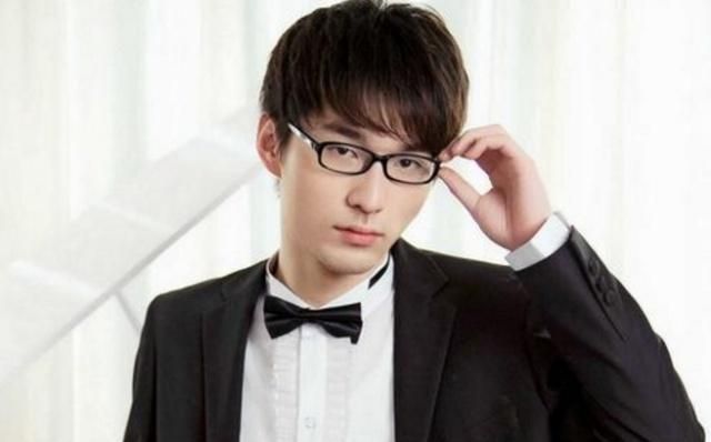 DOTA：820在OB战队里的解说没特色，为何还有粉丝喜欢他？|粉丝|战队|酒神_新浪新闻