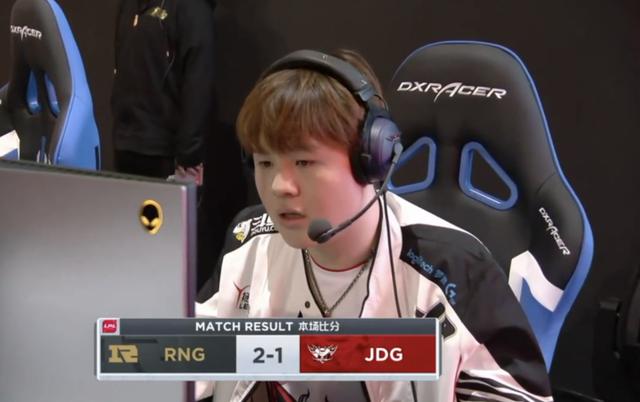 UZI小虎默契2打5，Karsa抢龙嗨翻全场，AJ立功后表情让人心疼