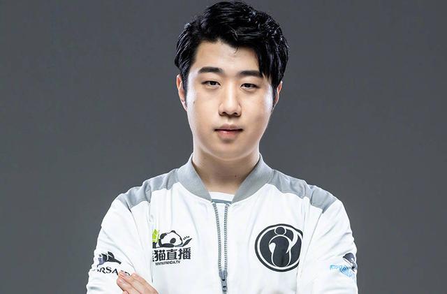 LOL德杯结束后不久，选手Duke水平再引热议，网友：其实他挺强的|德杯|选手|剑仙_新浪新闻