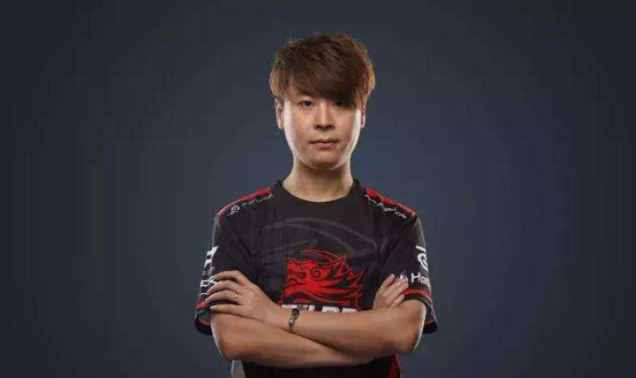 神级组合入驻虎牙直播，CS GO直播界风云将起？|虎牙|马西西|组合|战队|主播_新浪新闻