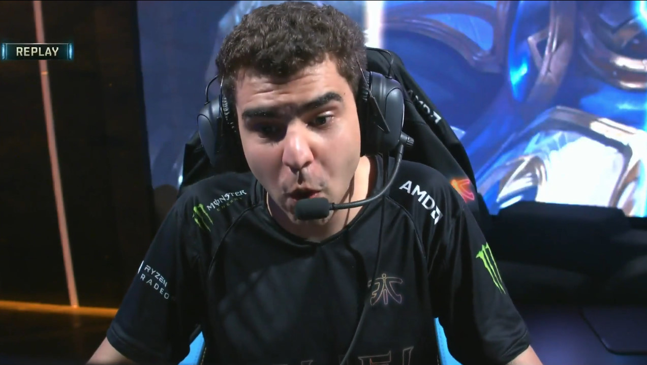 IG完全体惨遭FNC吊打，欧成碾压JKL凯瑞全场，宁王盲僧有点捞|大龙|出线|战队_新浪新闻