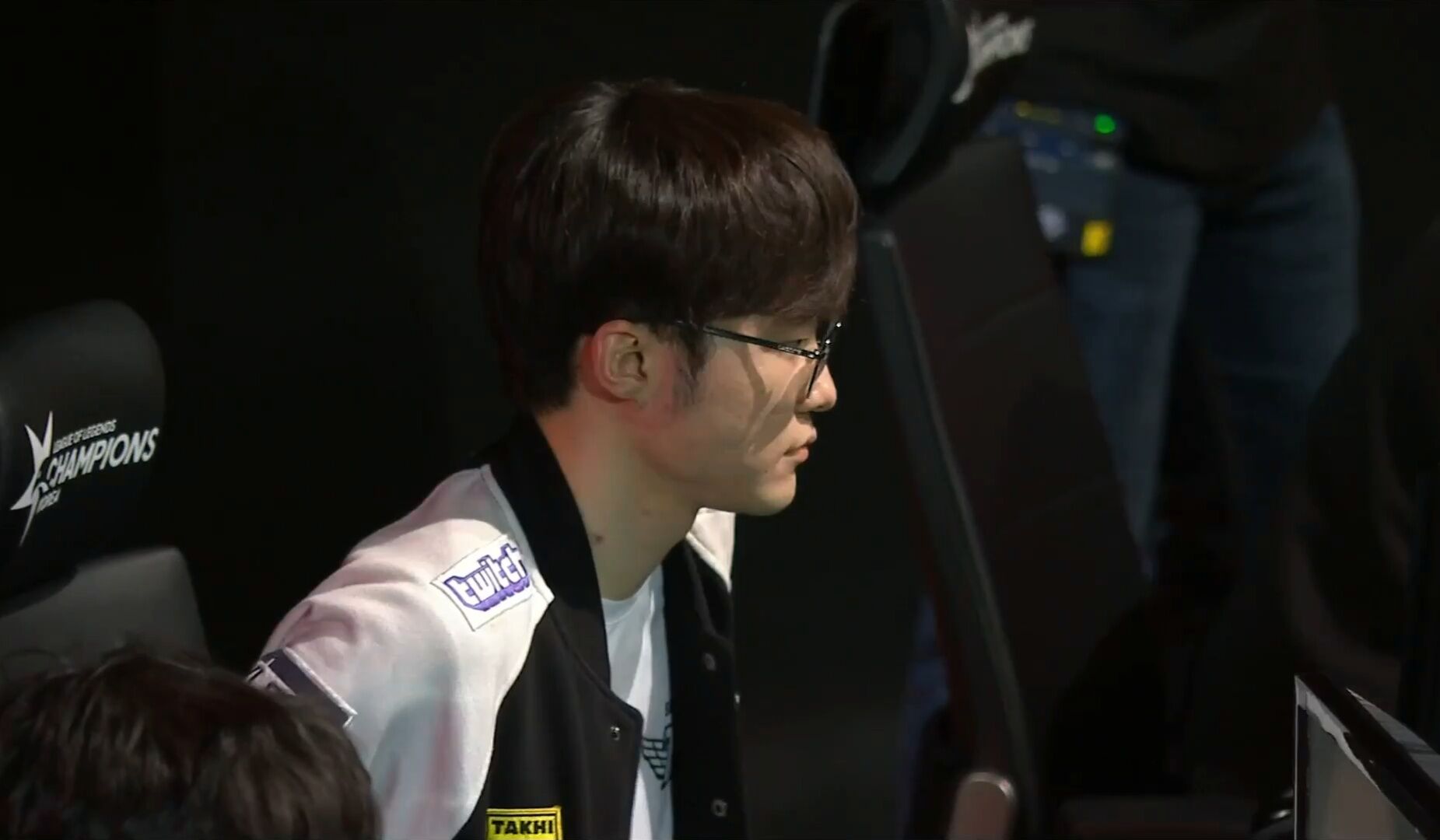 SKT2-0HLE，Faker塞恩车技太烂笑晕众人，T皇虽败犹荣