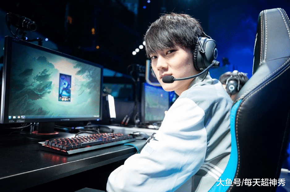 LPL盛产ADC, JKL与Uzi数据对比出炉, 你Pick谁?