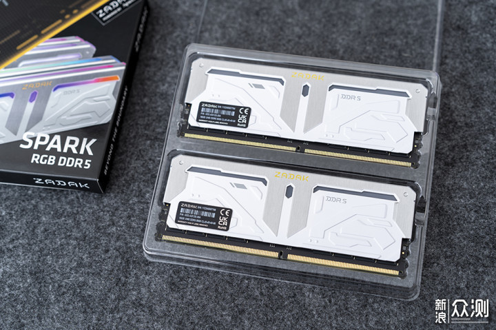 ZADAK SPARK RGB DDR5 內存 評測 - 新浪香港