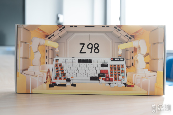 TCC高鐵式結構軸+智慧交互彩屏，珂芝Z98體驗 - 新浪香港