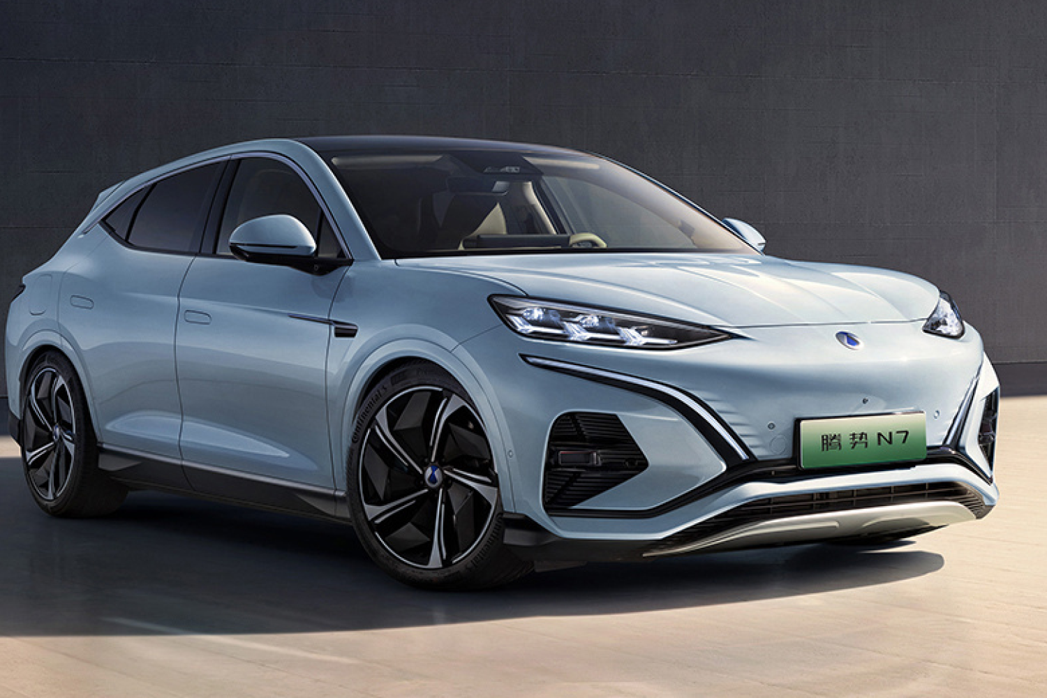 顶配变标配，腾势N7智能豪华猎跑SUV全球上市-新浪汽车