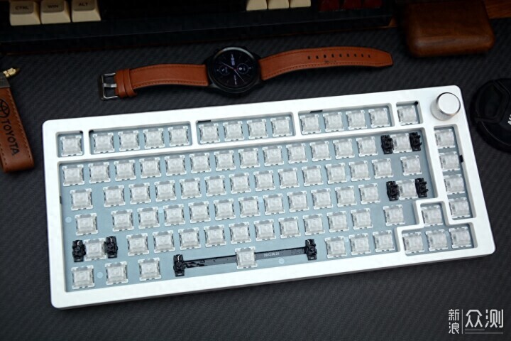 為瓦而生的RT鍵盤，wooting平替，醉鹿A75開箱 - 新浪香港