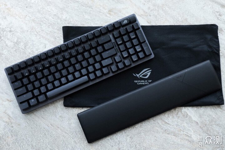 ROG遊俠2 98 鍵盤：又一次走在了創新的前列 - 新浪香港