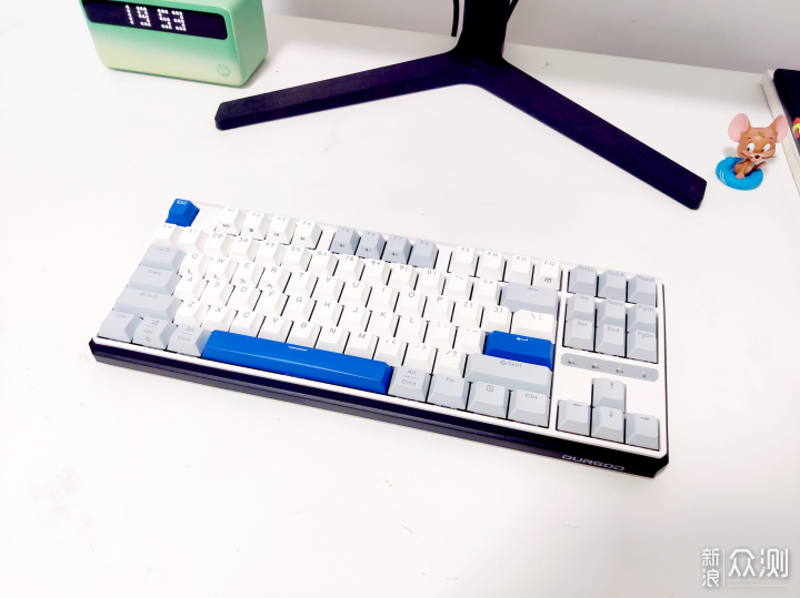 顏值與手感兼具的87鍵機械鍵盤——杜伽K620W - 新浪香港