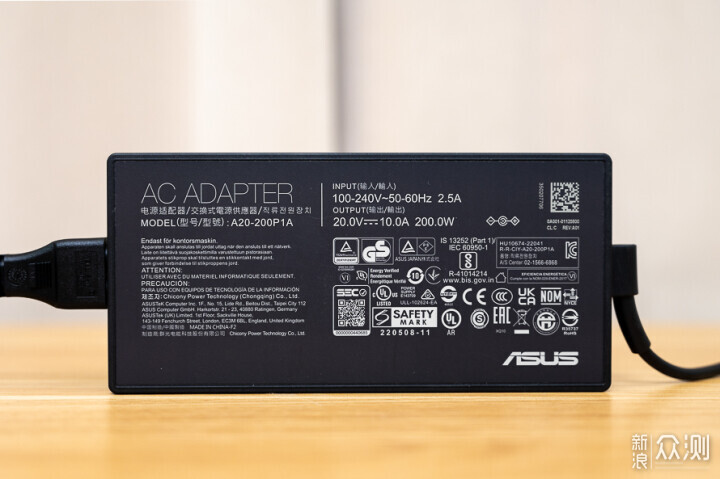 Asus無畏Pro15 2024測評：AI性能戰未來 - 新浪香港