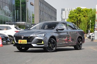 有颜值还有料，内外兼修的荣威i6 MAX EV最高直降2.04万啦！-新浪汽车