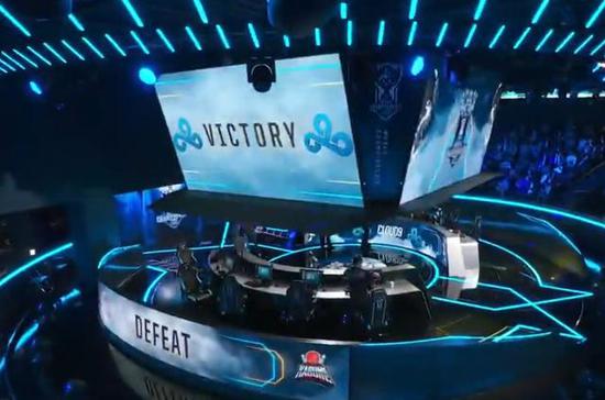 LOL S8入围赛第三日总结：C9四战全胜轻松晋级 直言EDG是强队_网络游戏-新闻_新浪游戏_新浪网