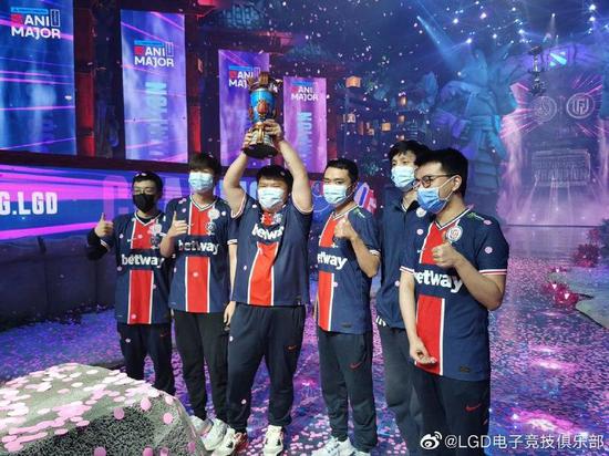 PSG.LGD夺冠微博:新旅途开始_新浪游戏_手机新浪网