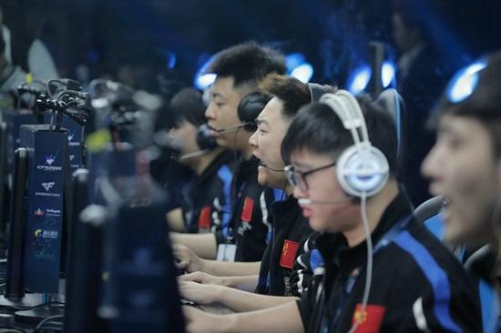 电竞职业联赛蓬勃兴起 CFPL S8奖金创新高_CF穿越火线下载_CF官网合作网站_CF视频_CF百宝箱_网络游戏_新浪游戏_新浪网