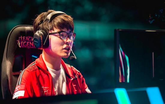 Faker表示S6夺冠毫无压力 一日未到惨被打脸-新浪英雄联盟专区