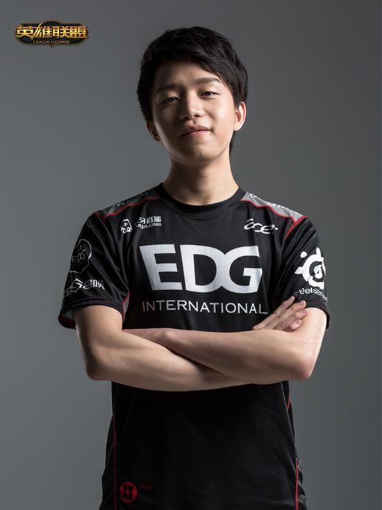 夏季赛半程回顾：EDG领跑 OMG难复兴_新浪游戏_手机新浪网