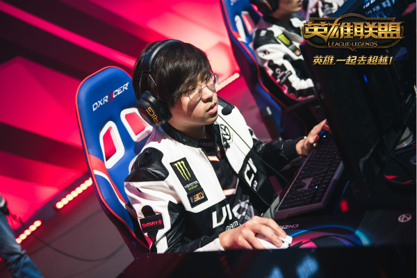 LPL春季赛最新战绩：Newbee完胜EDG QG不败登顶-新浪英雄联盟专区