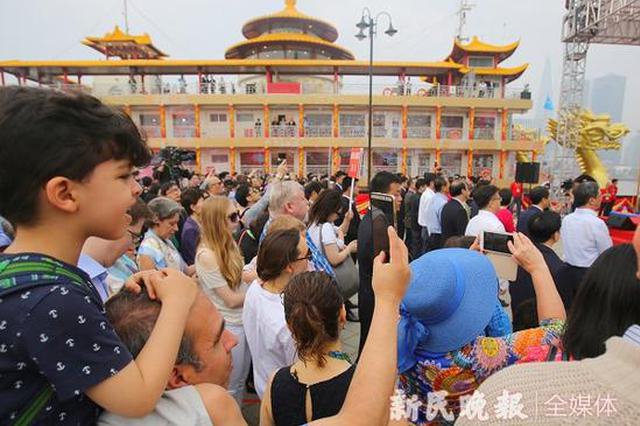 申城国庆前四天游客量637万人次 建筑可阅读成新热点 新浪上海 新浪网