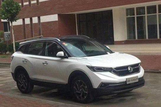 东风又爆发，6AT+1.4T配合资三大件，这颜值连H6压力-新浪汽车