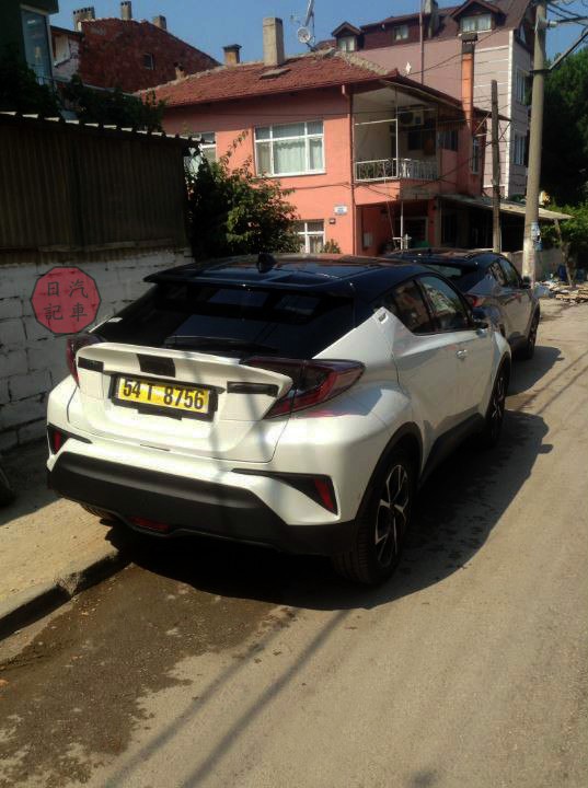 油耗3.3L，新车颜值爆表！最美SUV汽车CHR即将上市