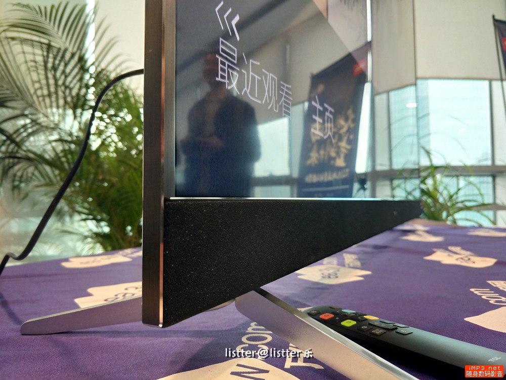 TCL C2剧院电视测评 65寸也能享受到纤薄合金的快感