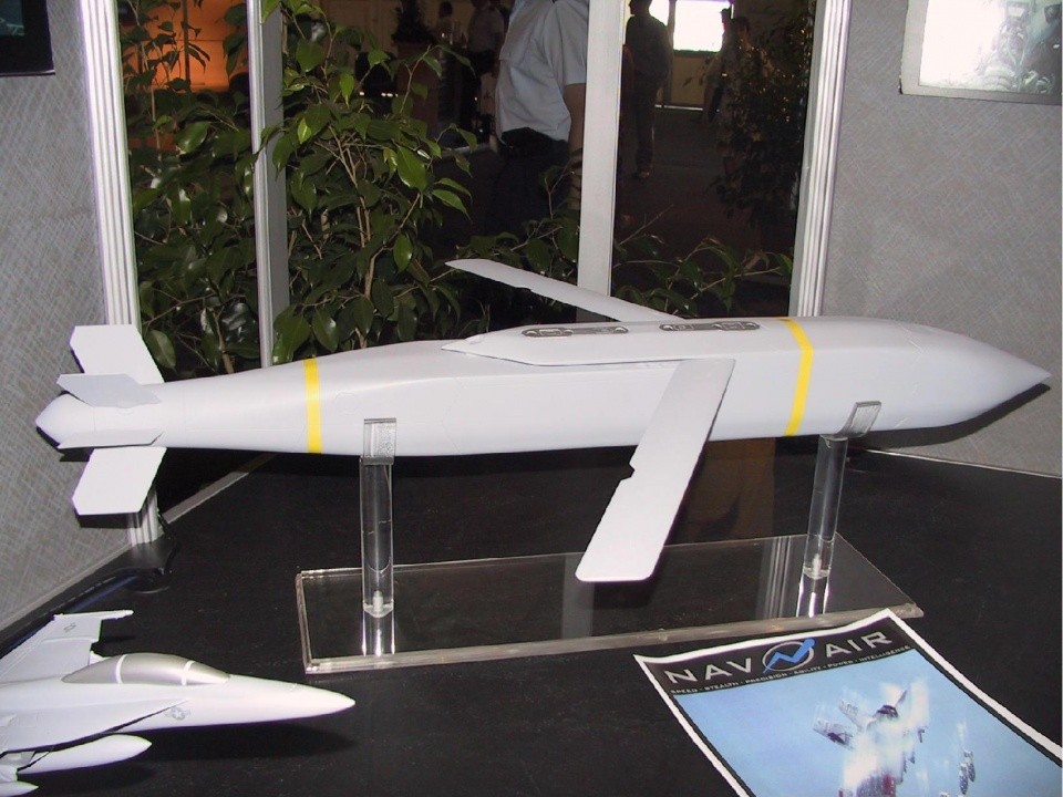 最强鸡肋----评台军进口AGM-154C联合防区外武器