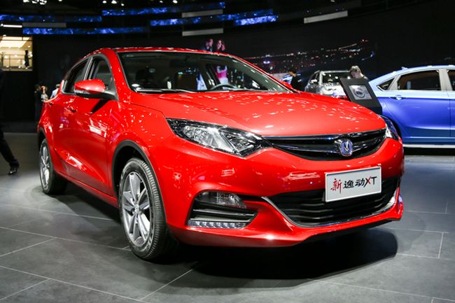 长安逸动XT 1.5T车型信息曝光 油耗7.3L