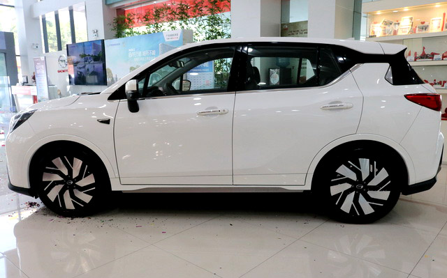 实拍传祺GE3/GS4两兄弟 一混一纯你会选谁?