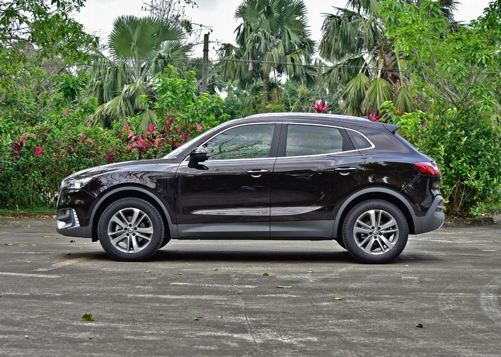 低调的黑马SUV“宝沃BX5”，超高品质，12万起售！