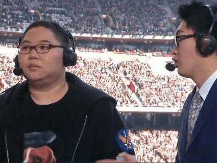 PDD解说S7总决赛全程黑脸，管泽元吹SKT和李哥时他彻底愤怒了|李哥|管泽元|总决赛_新浪新闻