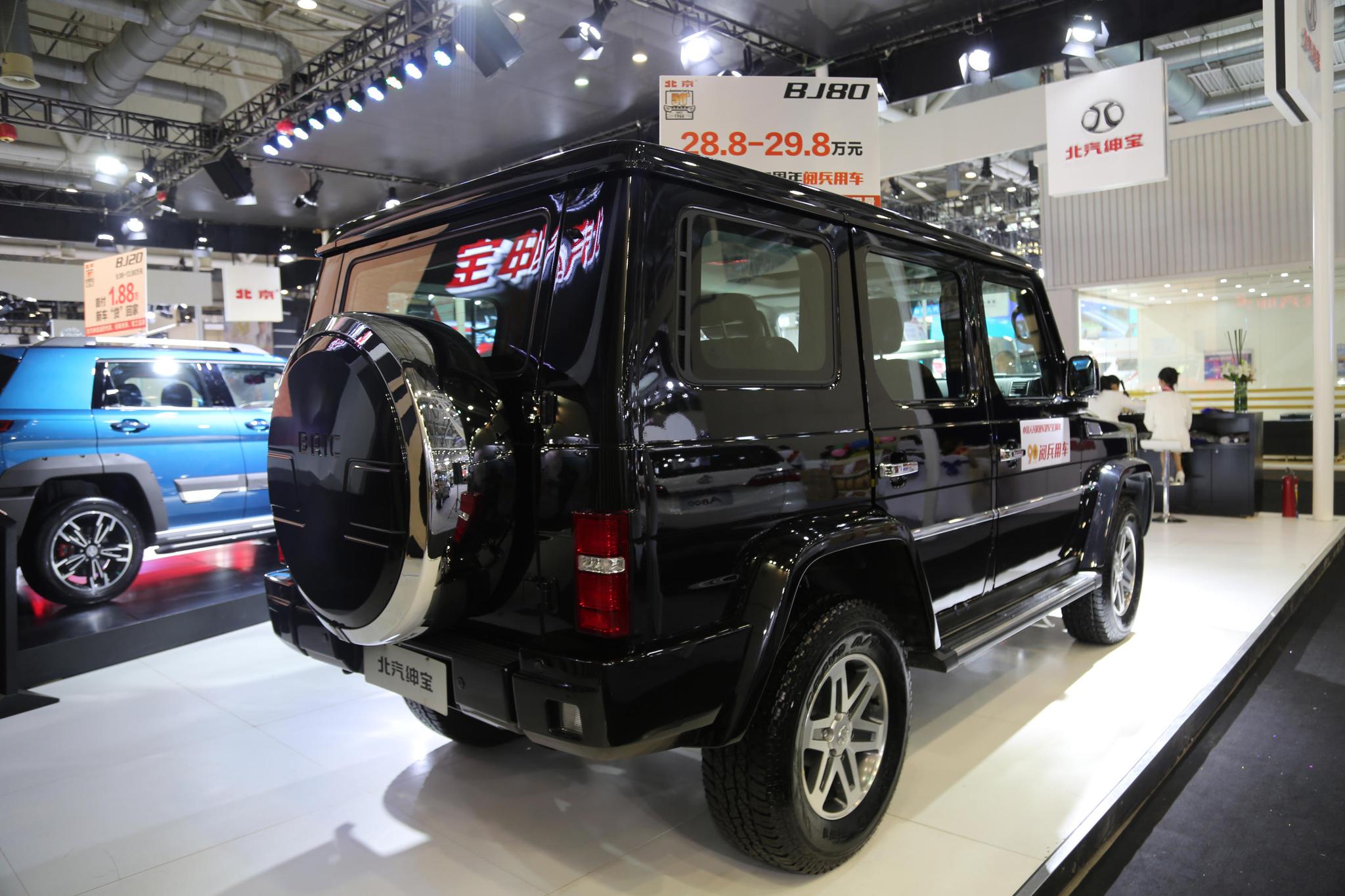 北京BJ80，30万级别国产硬派越野车，车展实拍！